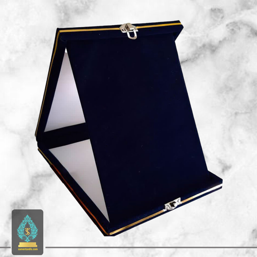 بهترین نمونه های متن لوح تقدیر اداری (7 نوشته جدید و جذاب)